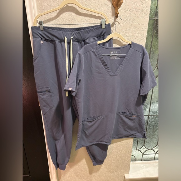 Figs | Other | Set Of Xxl Figs Scrubs Hw Zamora Jogger Style Po 27 ...